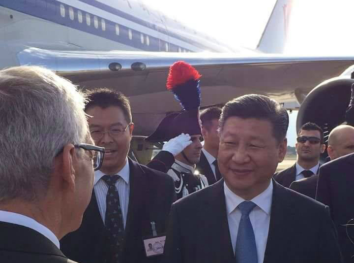 Le foto. Il presidente cinese Xi Jinping è arrivato in Sardegna ...
