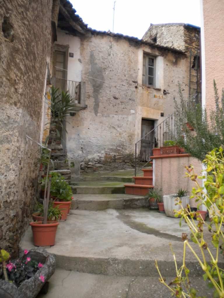 Il viaggio di Autunno in Barbagia: visitiamo Gadoni, terra di miniere e ...