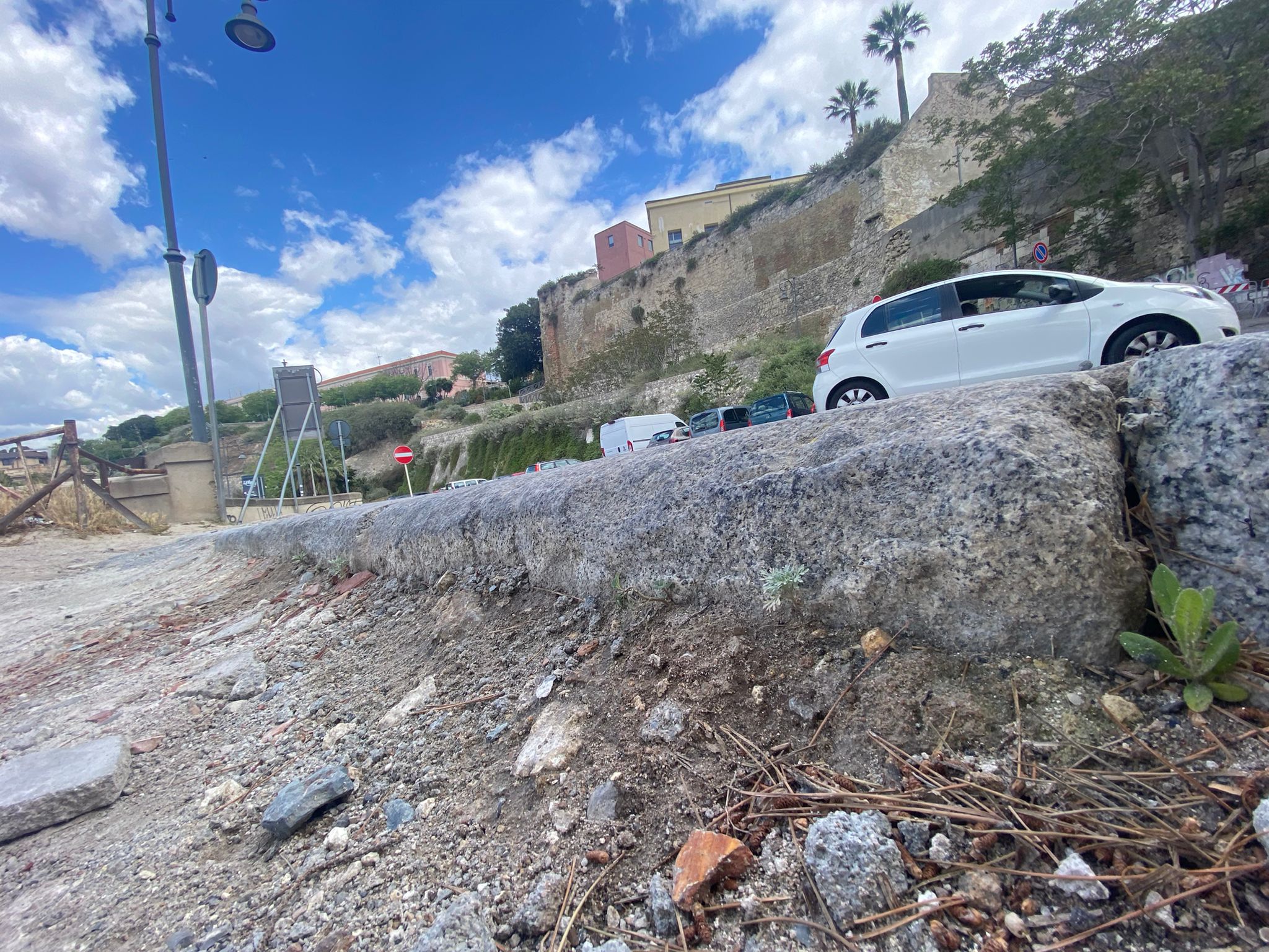 Cagliari: inutilizzabile lo stallo di via Porcell | Cagliari - Vistanet