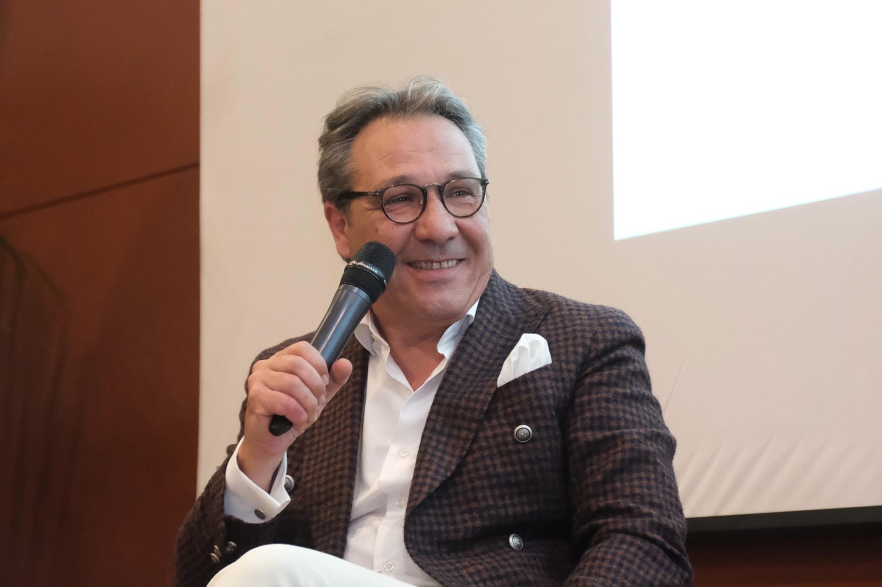 Farris commenta la campagna di ascolto| Cagliari - Vistanet