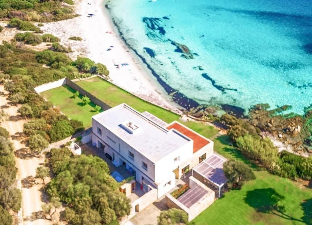 Villasimius: Renato Soru vende la sua villa al nipote di Picasso per 15 ...