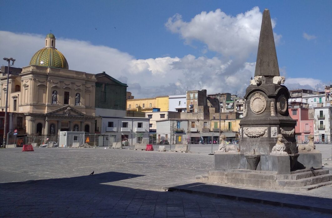 Piazze del Mercato a Napoli - napoli.vistanet.it