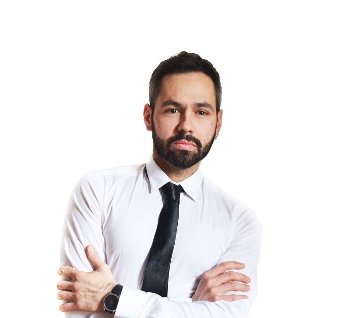 (FOTO) La storia del tenore tortoliese Gianluca Moro e della sua passione per l'opera lirica ...