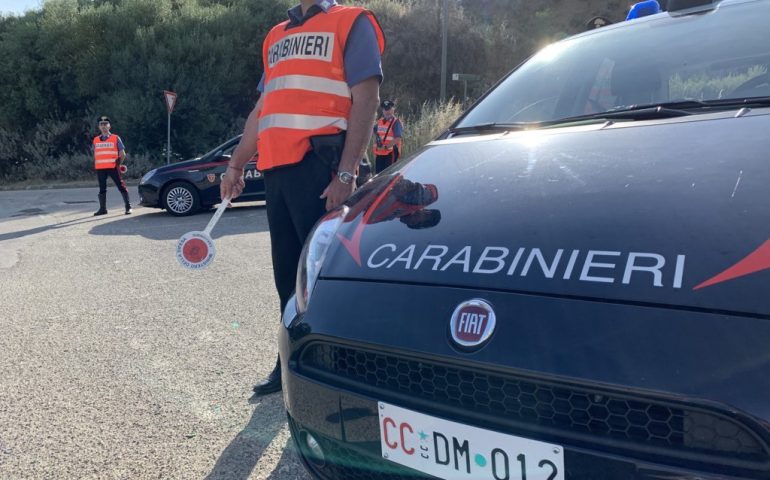 Ubriaco, inveisce contro i carabinieri | Ogliastra - Vistanet Ubriaco, inveisce contro i carabinieri | Ogliastra - Vistanet